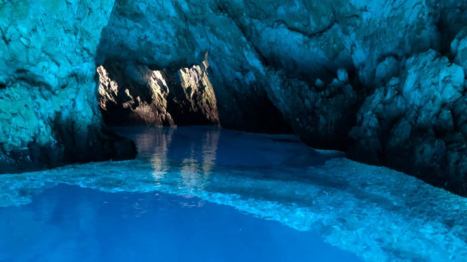 Three Caves Tour vs Blue Cave Tour – What’s the Real Difference? - Blue ...